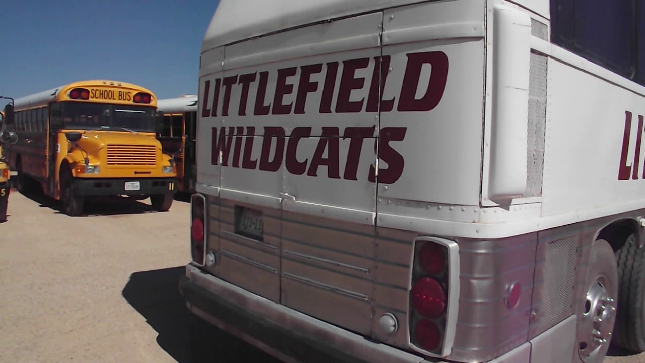 DB1588 MCI Crusader II 1982 bus - YouTube