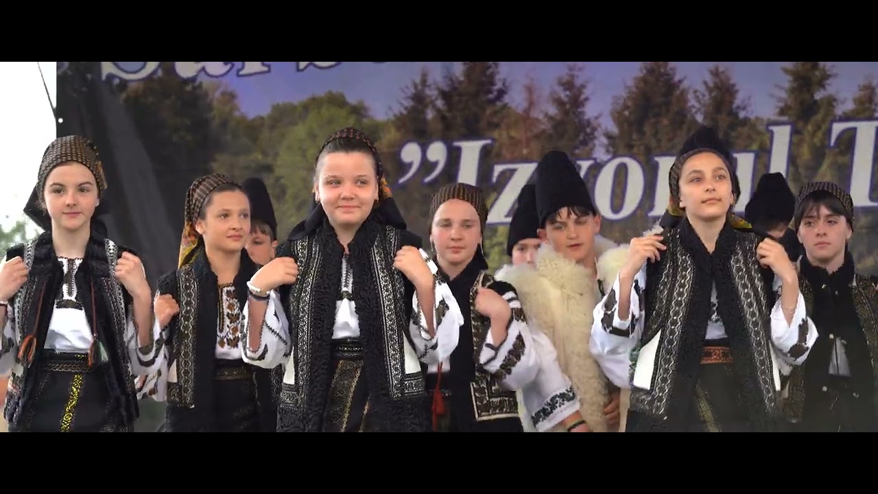 22 Ans Stejarelul din Cajvana in orasul Liteni 25 mai 2023 - YouTube