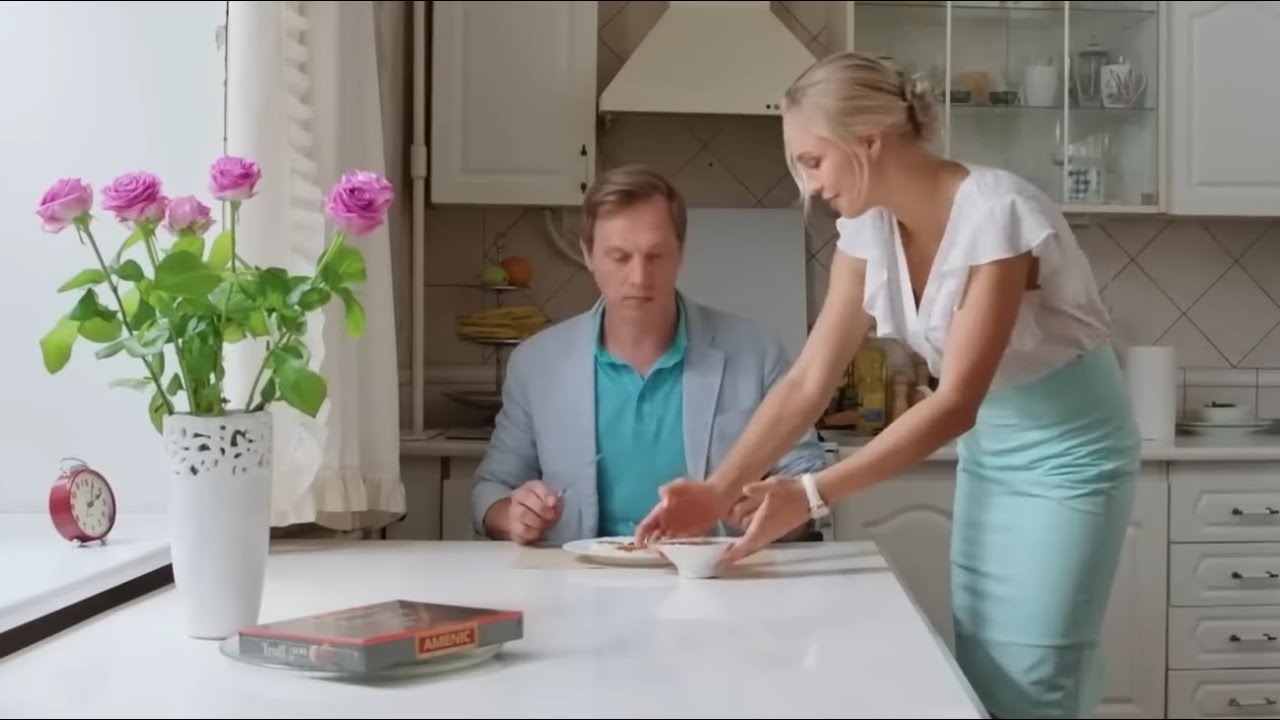 FILM! SHE RENTS A ROOM TO A SINGLE MAN FOR MONEY! THE MOTHER'S PORTRAIT ...