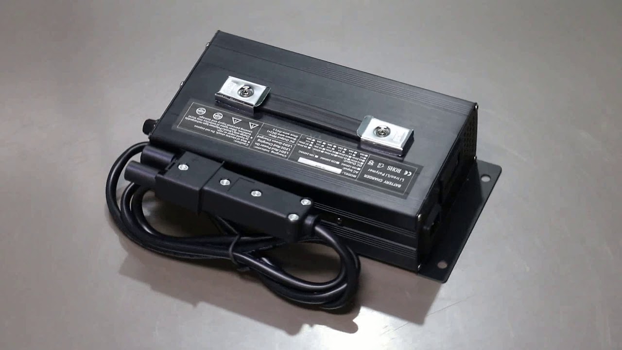900W 36V20A Yamaha Golf cart battetry charger with LED displayer - YouTube