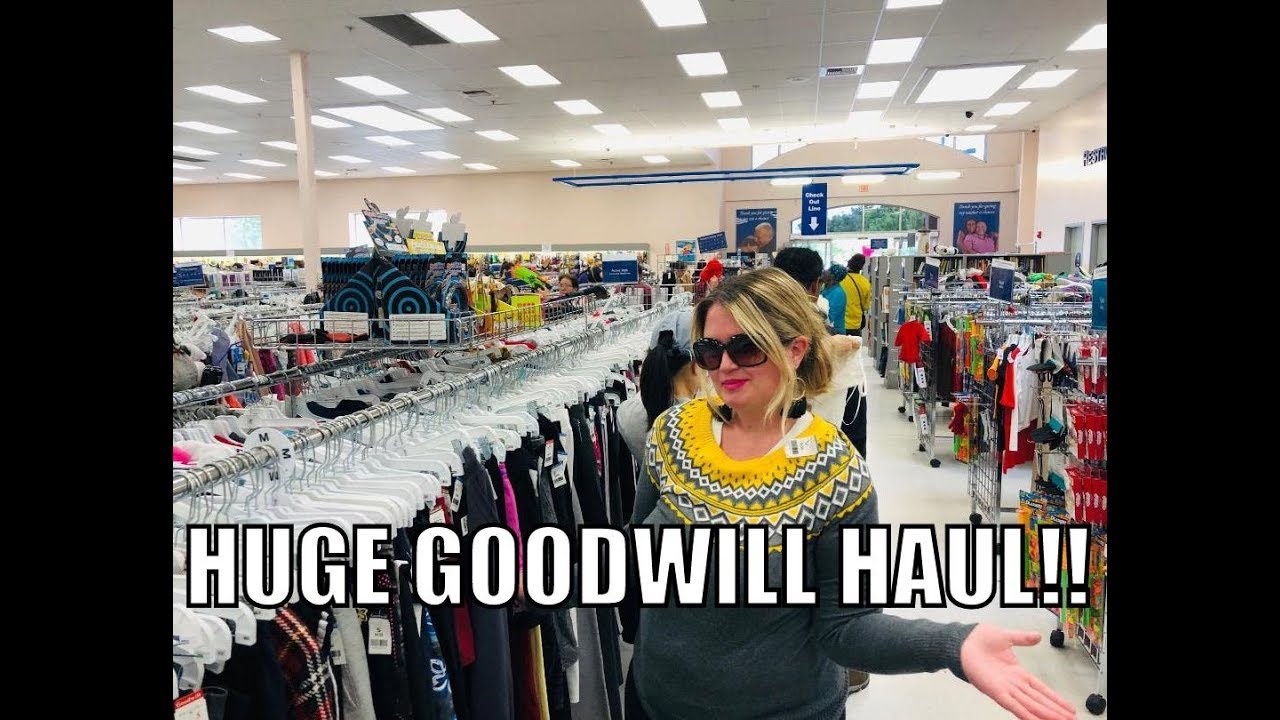Huge Goodwill Haul, over 50 items! - YouTube