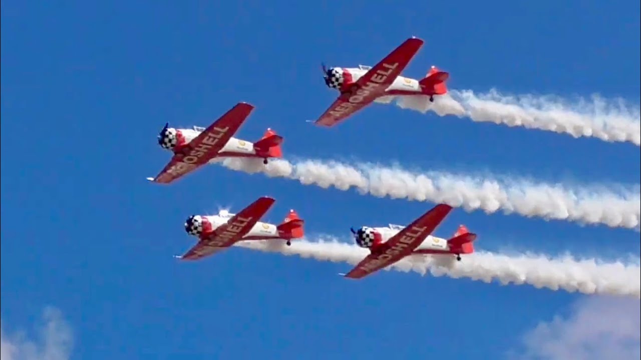 Aeroshell Aerobatic Team T-6 Demo | Oshkosh EAA AirVenture | Friday ...