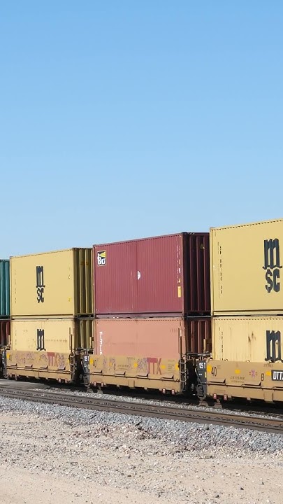 UP 8883 ZLBDV EB PORT STACK 10-2-2022 - YouTube