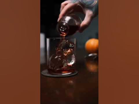 «Олд фе́шн» — представляет собой низкий и широкий стакан, в который ...