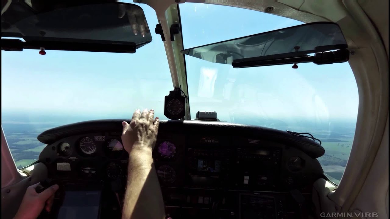 LANDING AT KFMY - FT. MYERS PAGE FIELD - YouTube