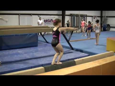 Back Tucks on Beam - Oct 09 - YouTube