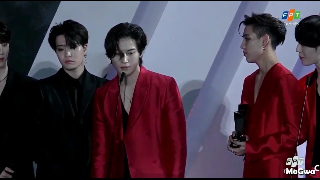 [ENG SUB] 191126 GOT7 won Best K Culture - Singer Award in AAA 2019 ...