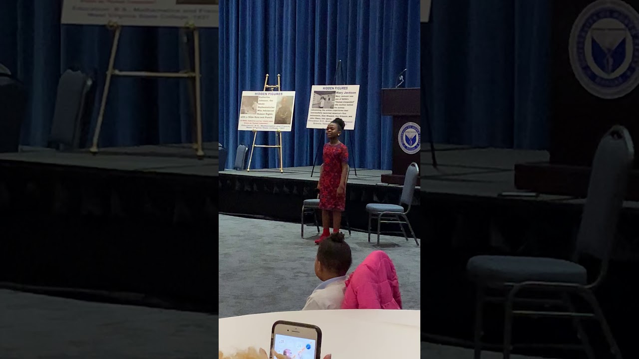 Skye Turner sings at UNT-Dallas - YouTube