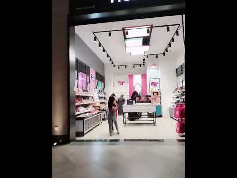 @ the walk mall kuwait - YouTube