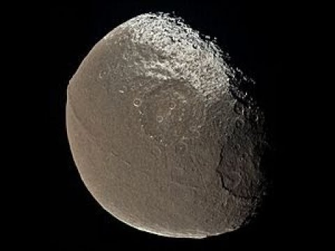 Saturns Moon Iapetus is BIOLOGIOCAL - YouTube