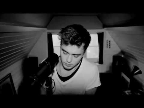 Alex Gardner - Rolling In The Deep - YouTube