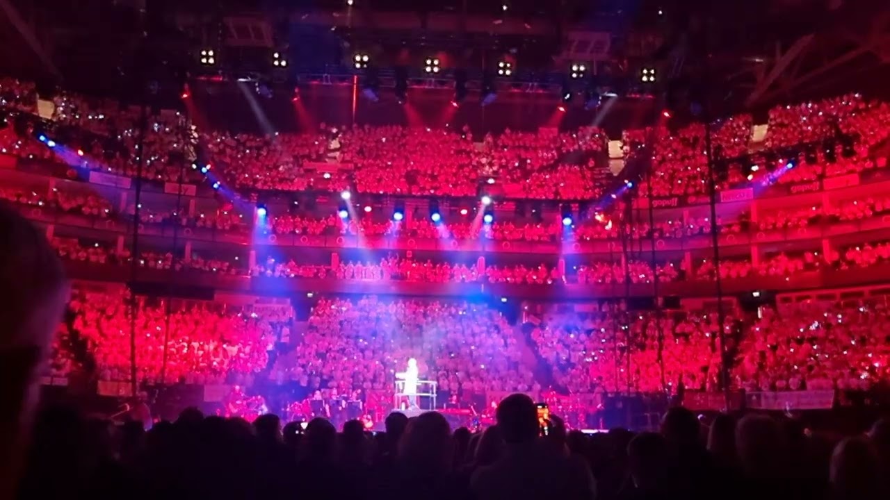 Young Voices 2022 Choir. - YouTube