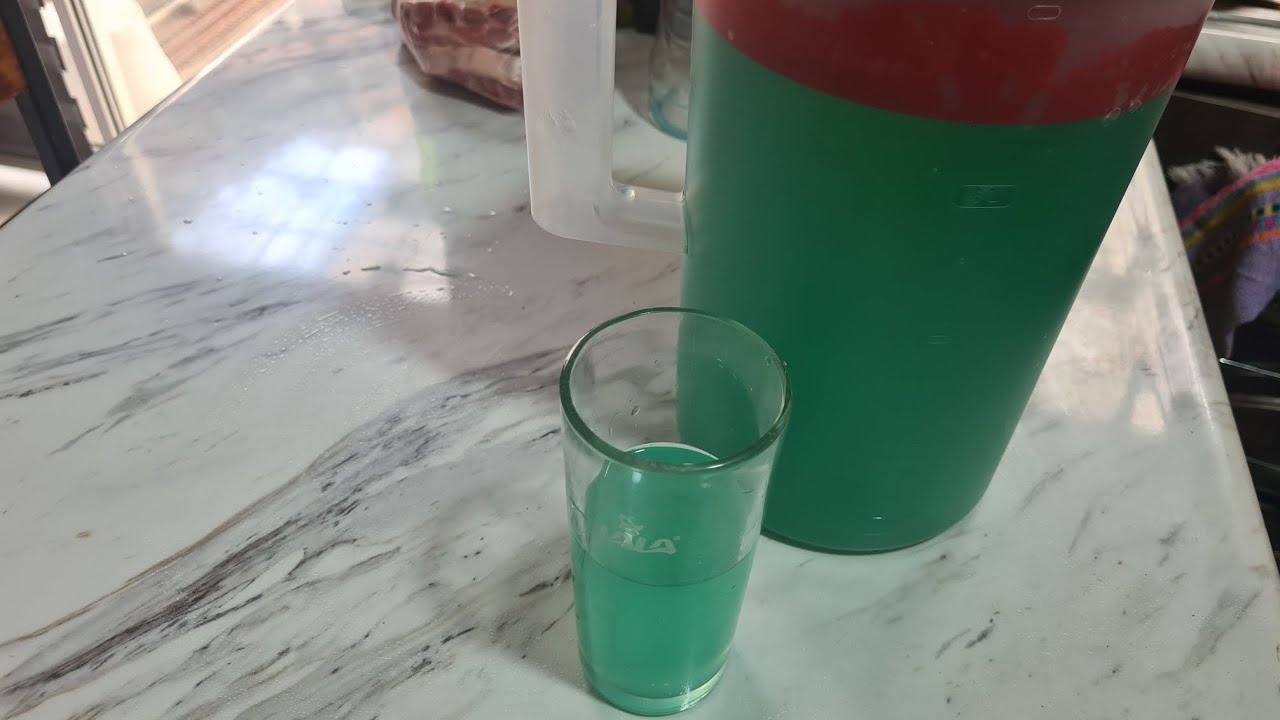 como hacer agua de pitufo (limonada Azul) - YouTube