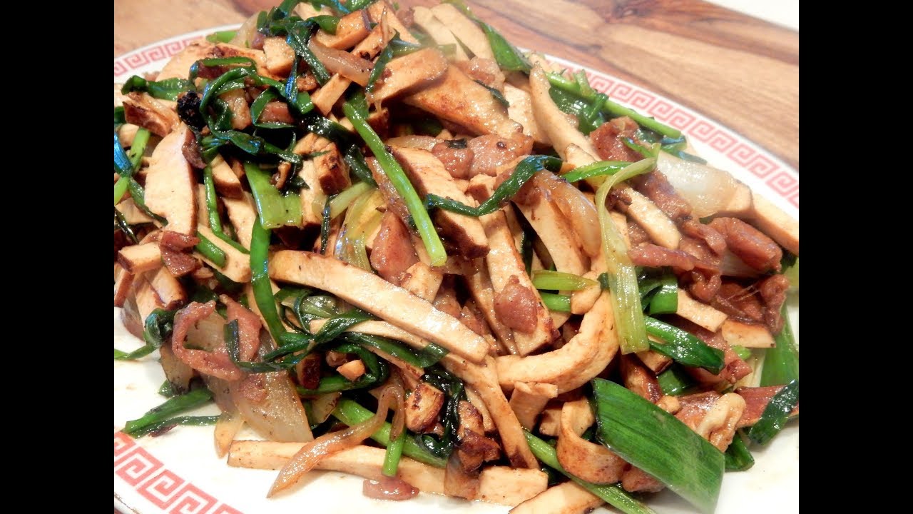 S2Ep65-Pressed Bean Curd with Shredded Pork and Chives 韭菜香乾肉絲 - YouTube