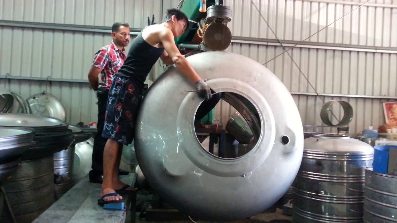 Welding machine for Stainless water tank - YouTube