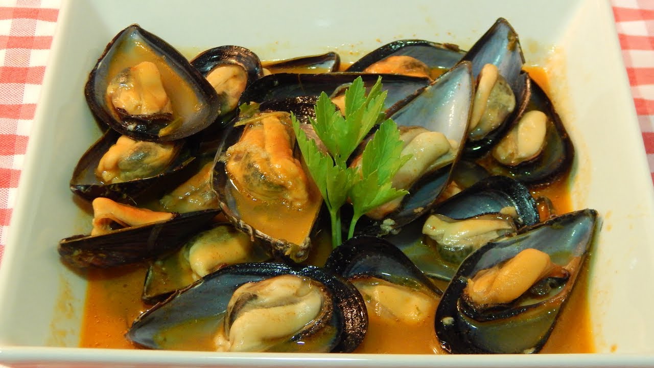 Receta fácil de mejillones (Clóchinas) al vapor - YouTube