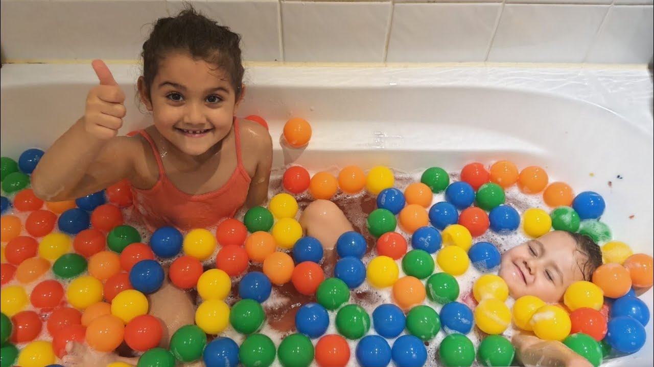 Challenge in the bath/ Banyo - YouTube