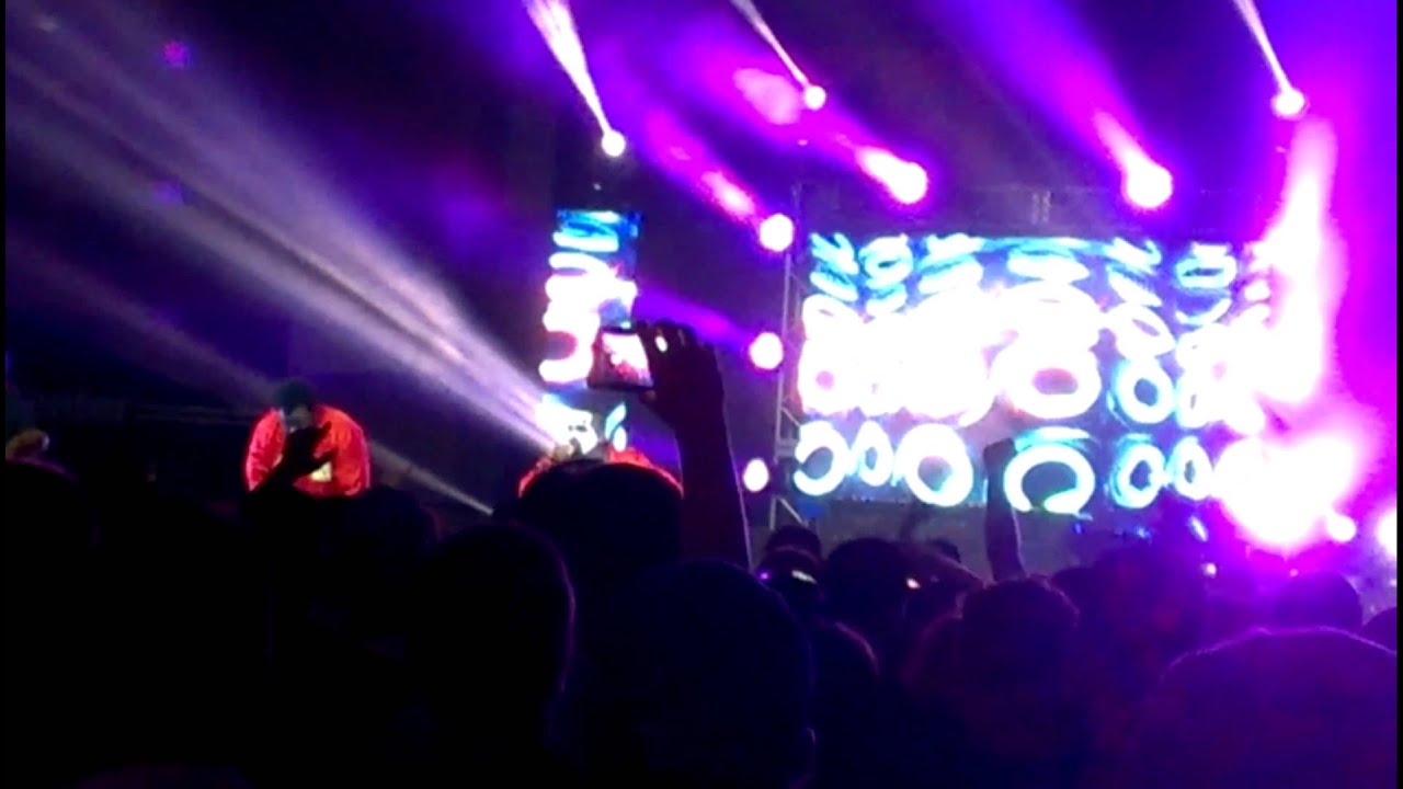 816 Boyz - Areolas(RiverCenter Davenport, IA) - YouTube