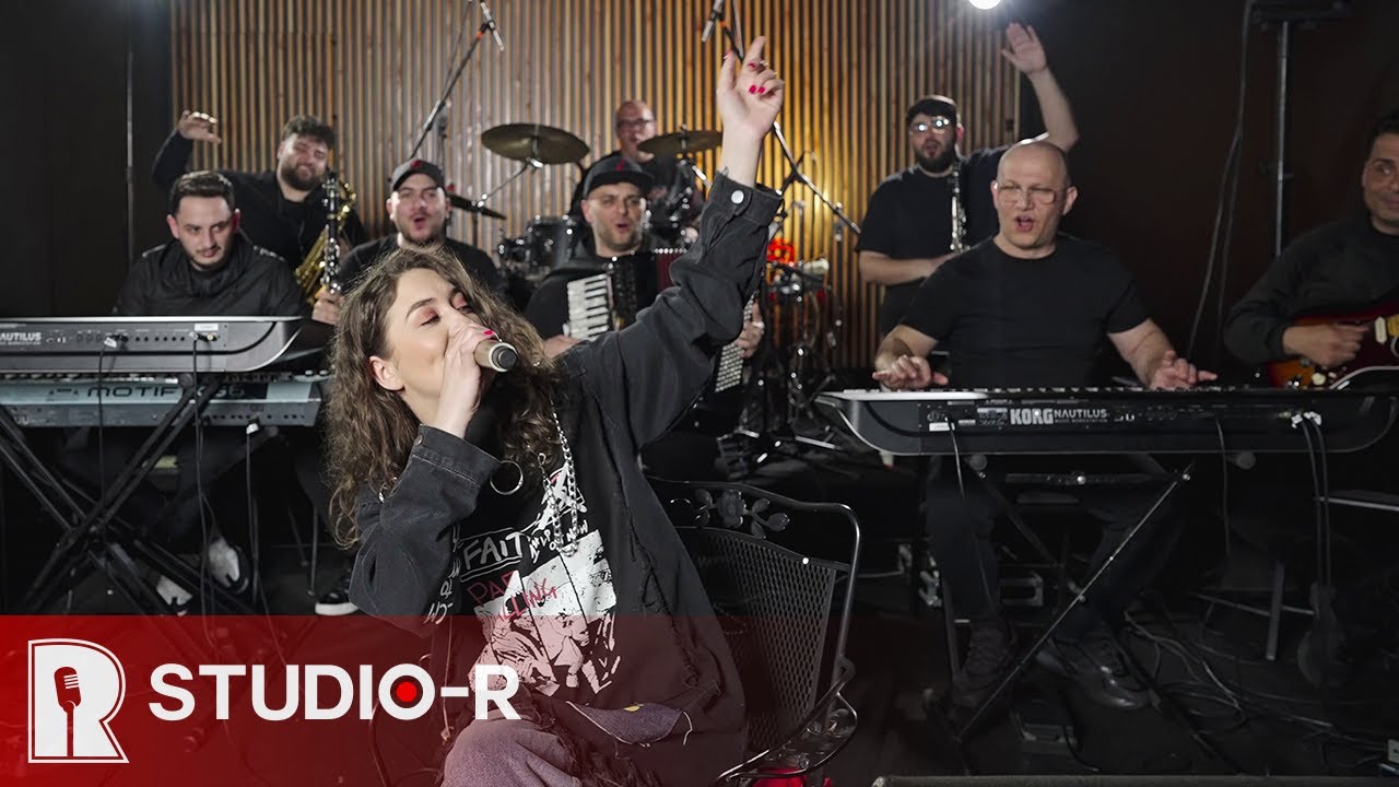 Taraful Rutenilor și Carmen Chindriș - Trotuare (Official Video) Muzica ...