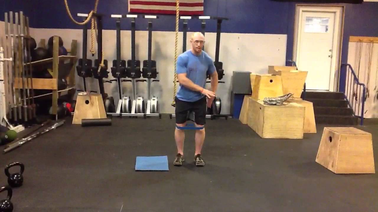 Band Hip Centration Stability Drill - YouTube