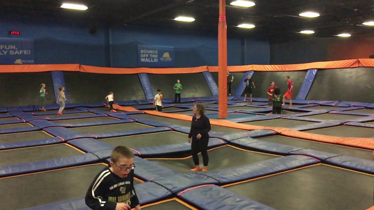 Slow motion trampoline fun - YouTube
