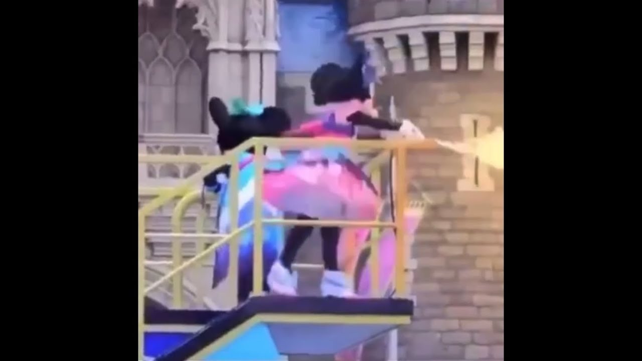 Stan Twitter: Adele every time she sees rain - YouTube