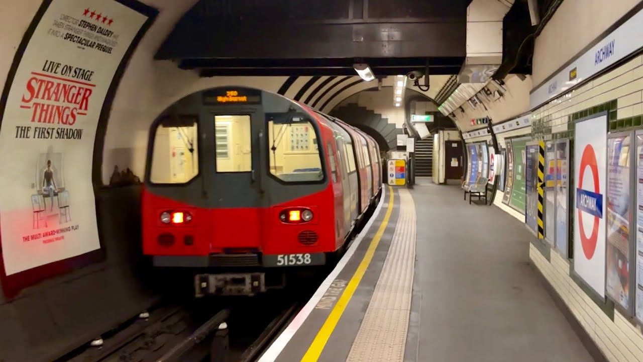 [POV] London Underground Northern line (Waterloo to Archway) - YouTube