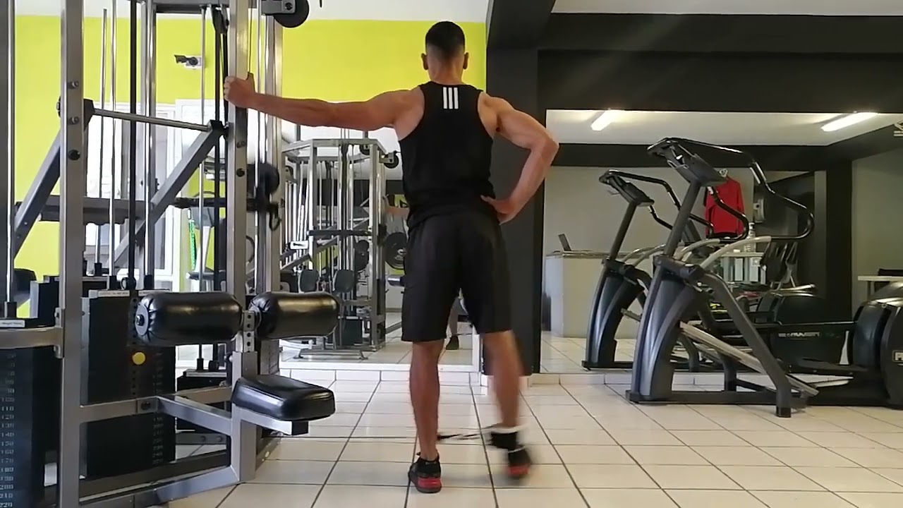 Patada lateral polea baja - YouTube