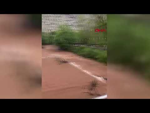 Midyat'ta Sağanak Dere Taşmasıyla Mesire Alanı Su Altında Kaldı