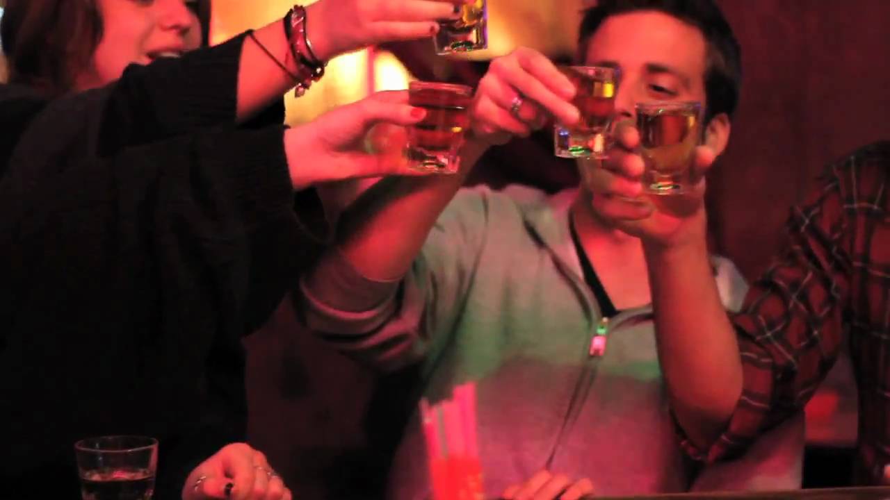 Mayday Parade - Kids In Love (Official Video) - YouTube