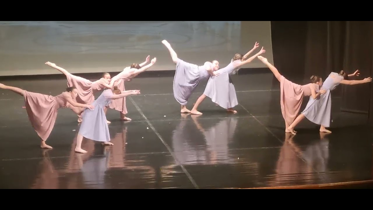 saggio di natale 2024/25 di Alice Carone - YouTube