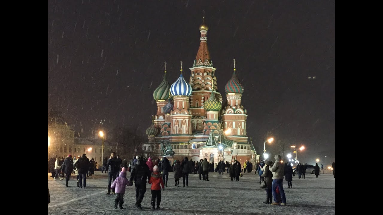 Moscow, Red square in snowing - 2015 january - YouTube