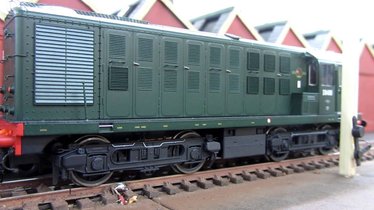 From The Lineside Number 146 Out Of The Box Heljan Class 16 - YouTube