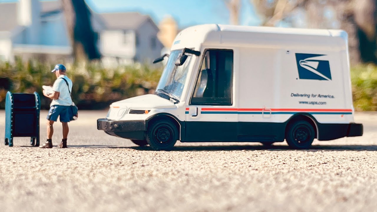 GREENLIGHT 1/64 2025 USPS Oshkosh NGDV. Looks like a vehicle created by ...