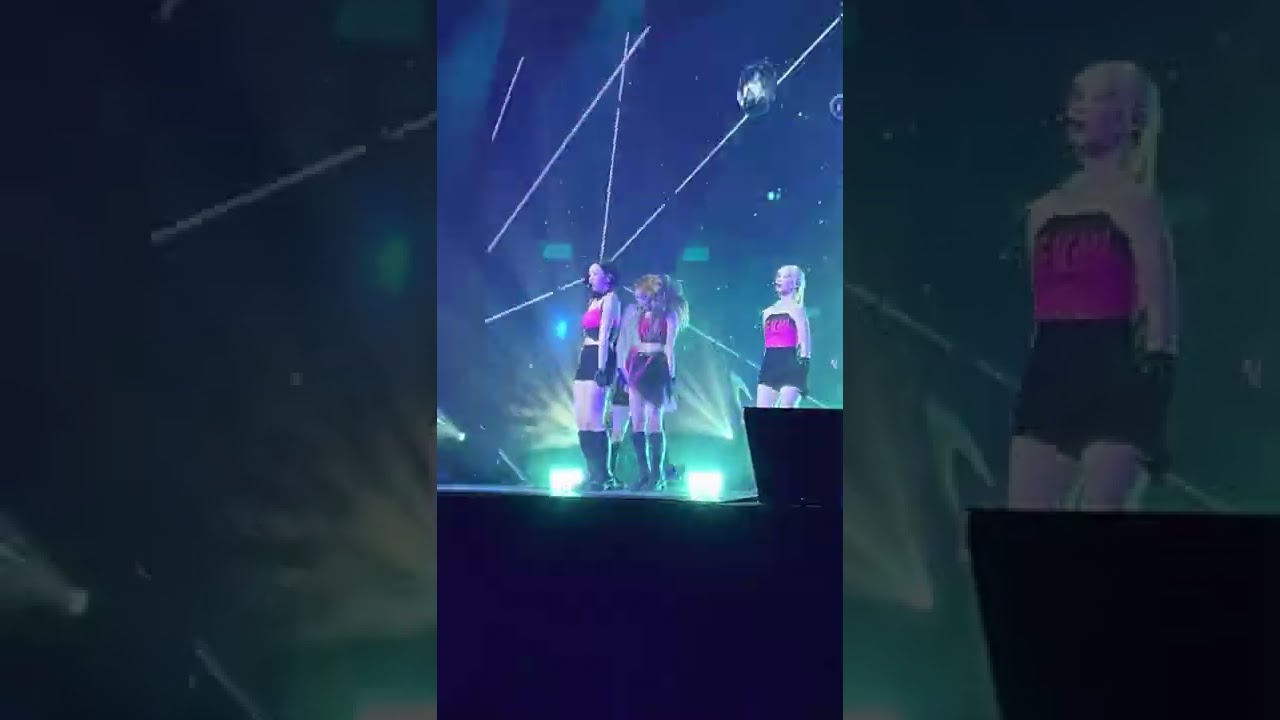 LOONA - Star (LOONATHEWORLD Europe Tour Live @ Torwar Arena, Warsaw ...