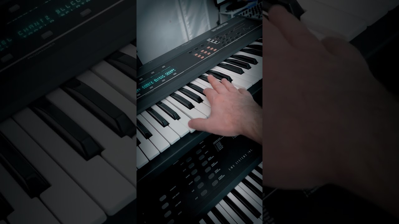 Testure by Skinny Puppy, melody played on the Ensoniq ESQ-1. Chords ...