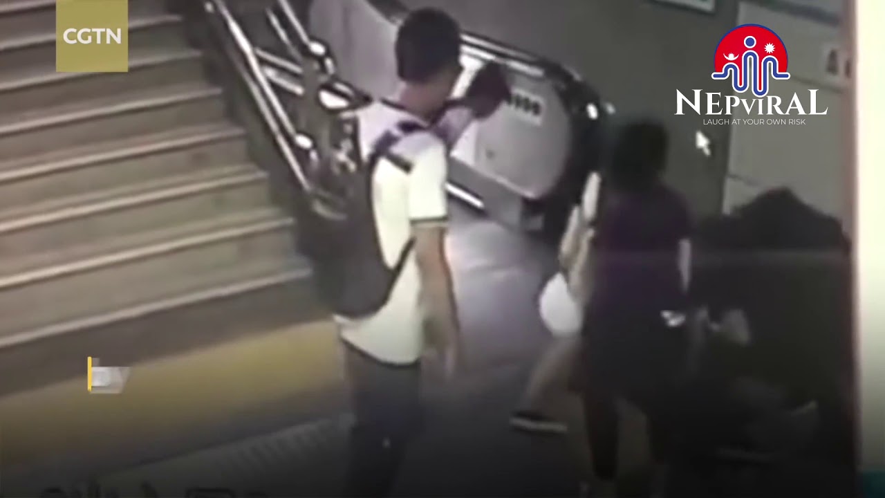 Funny video of people falling 😂 - YouTube