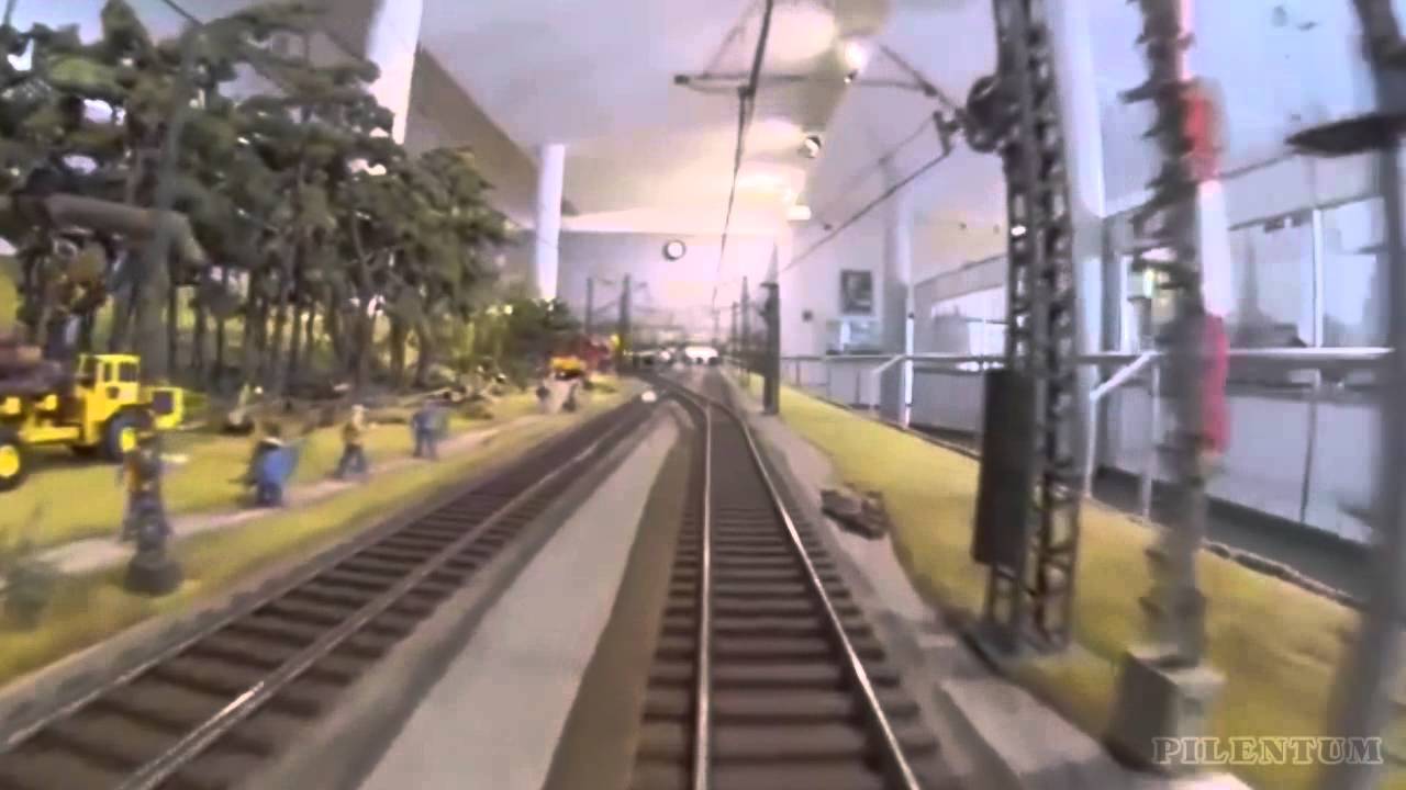 Cab ride along a big model railroad layout in O scale - YouTube