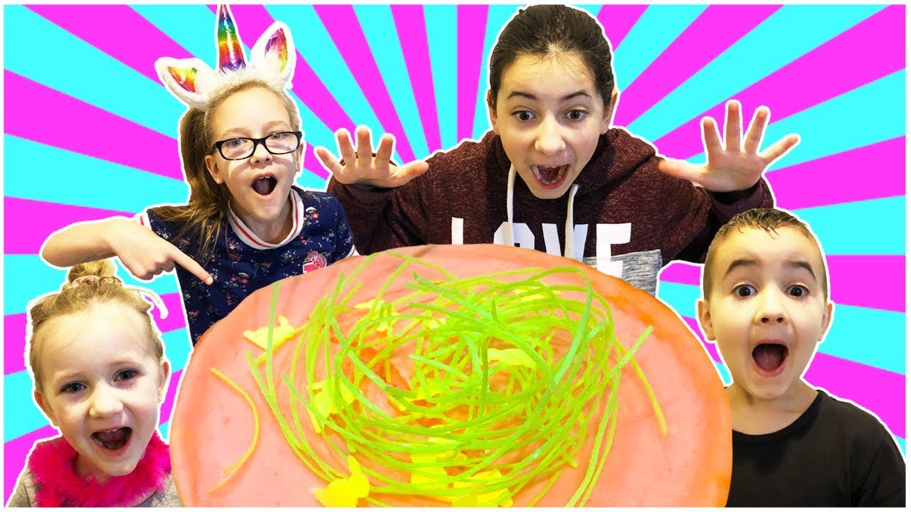 CRAZY CAKE BATTLE AND FOOD FIGHT / Bake INSANE CHEESECAKE HOW TO - YouTube