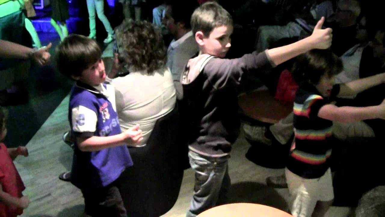 TUTUWA..TUTUWA...TUTUWA...WAWA..mov - YouTube