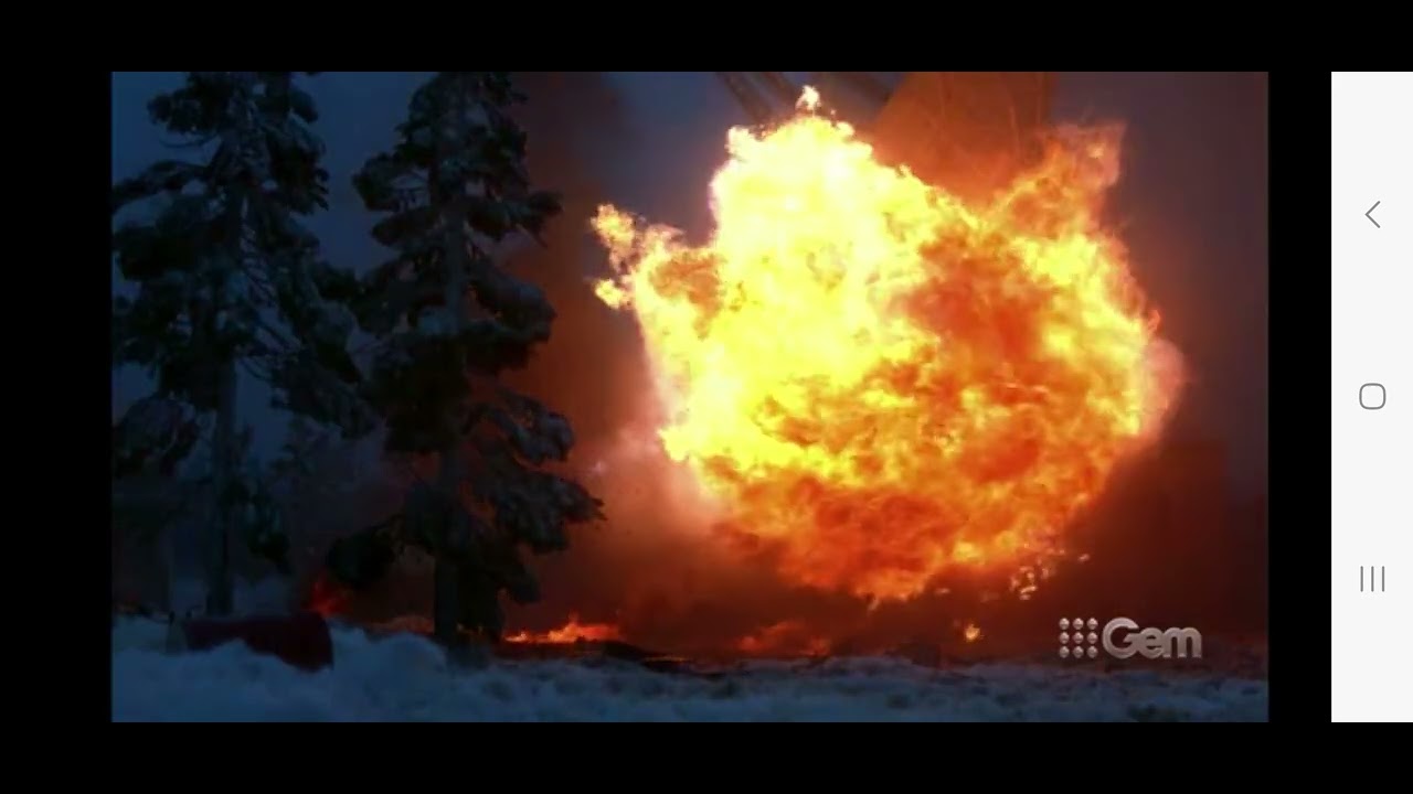 Goldeneye (1995) Explosion at Severnaya - YouTube