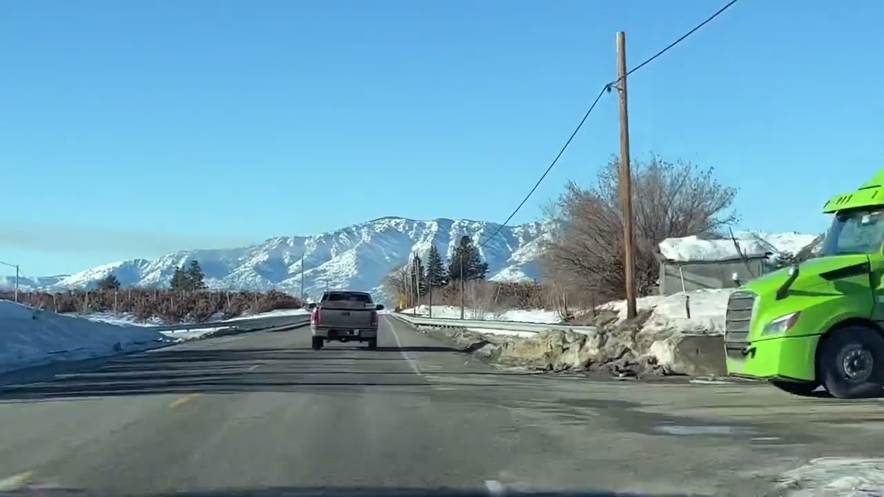 SCENIC WINTER DRIVE FROM MALLOT TO PATEROS, WA - YouTube
