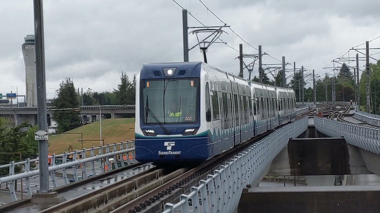 Seattle Sound Transit Link Siemens S70/S700 At SeaTac/Airport - YouTube