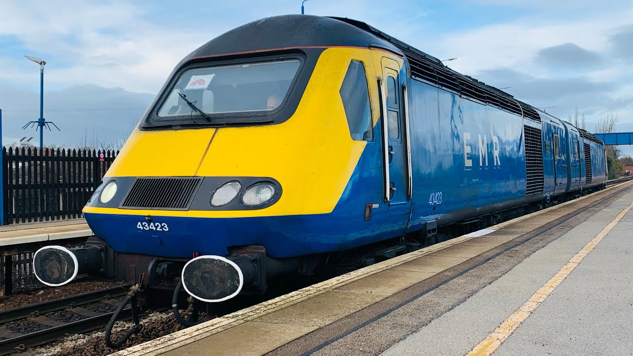 EMR HST Power Cars 43423+43468 At Swinton STY From Neville Hill T&R.S.M ...