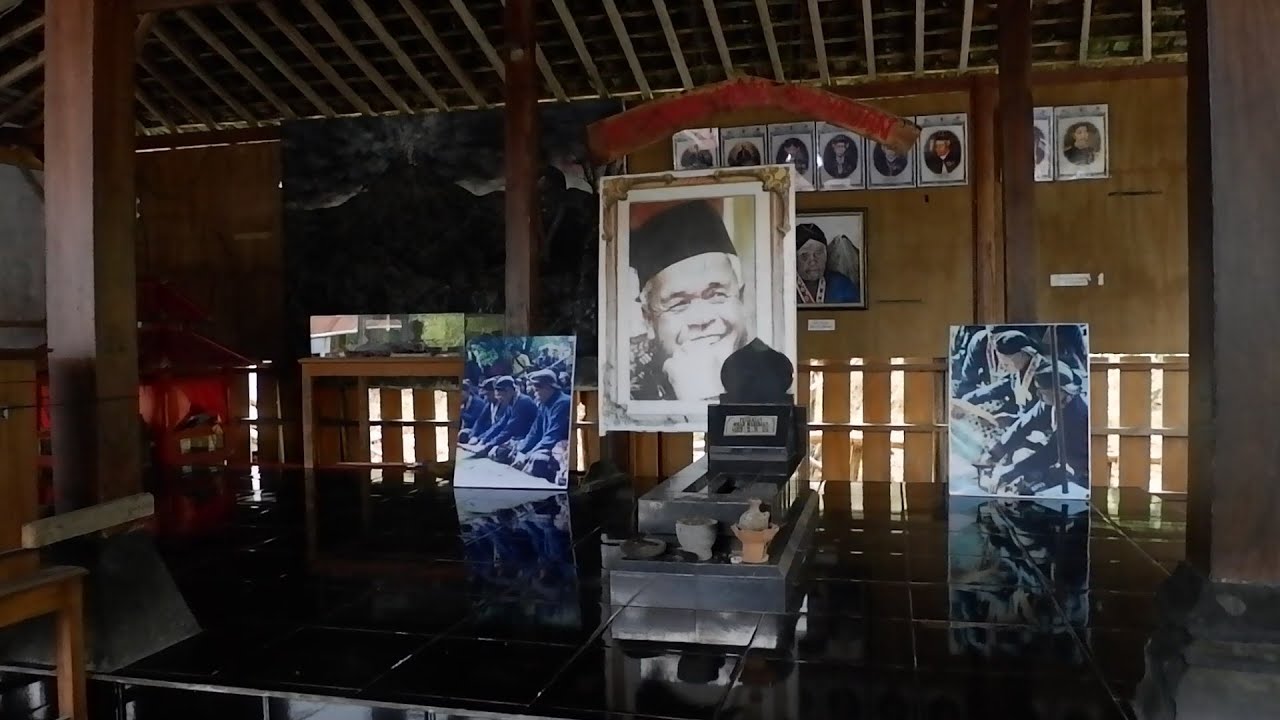 PETILASAN MBAH MARIDJAN _JURU KUNCI MERAPI DAN KISAH DI BUNKER KALIADEM ...