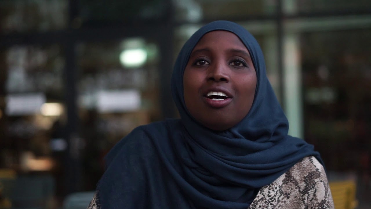 Vergroot je charisma - Amal Omar - YouTube