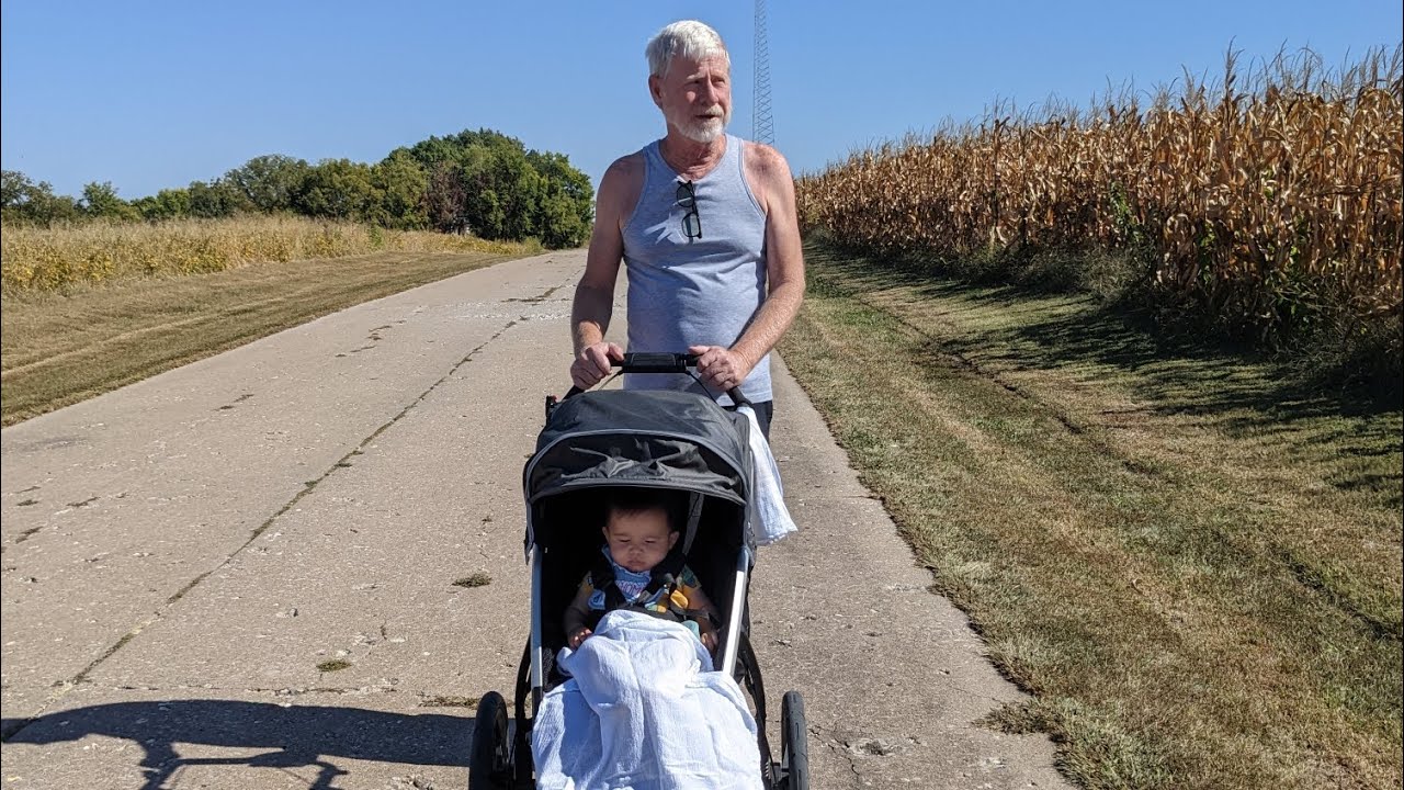 Family Walks Together will be Feel Tired Together - YouTube
