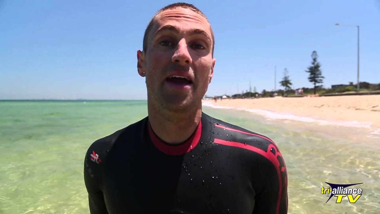 Open Water Swimming Tips - YouTube