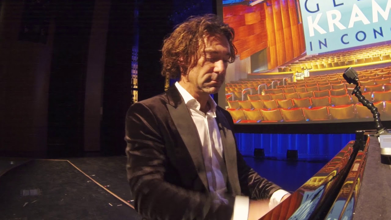 Glenn Kramer in Concert FULL VERSION - YouTube