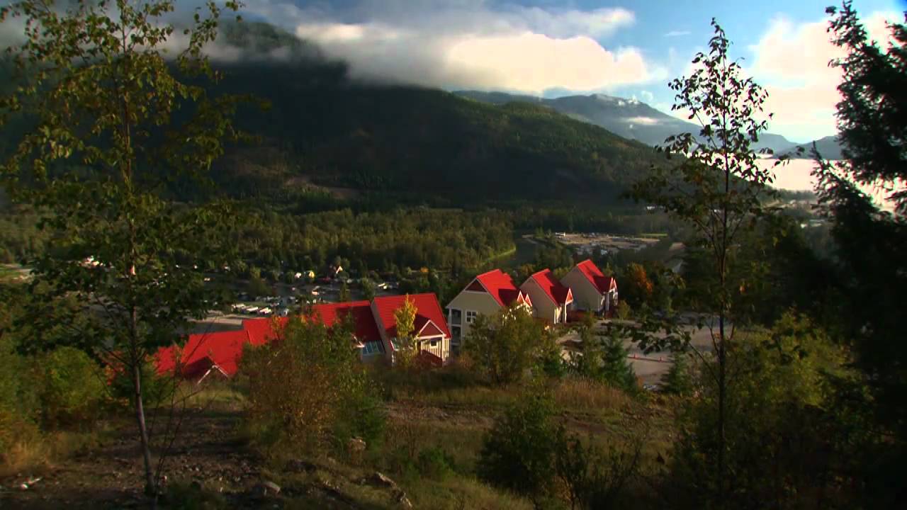 Shuswap Villas - Crown of the Shuswap - YouTube